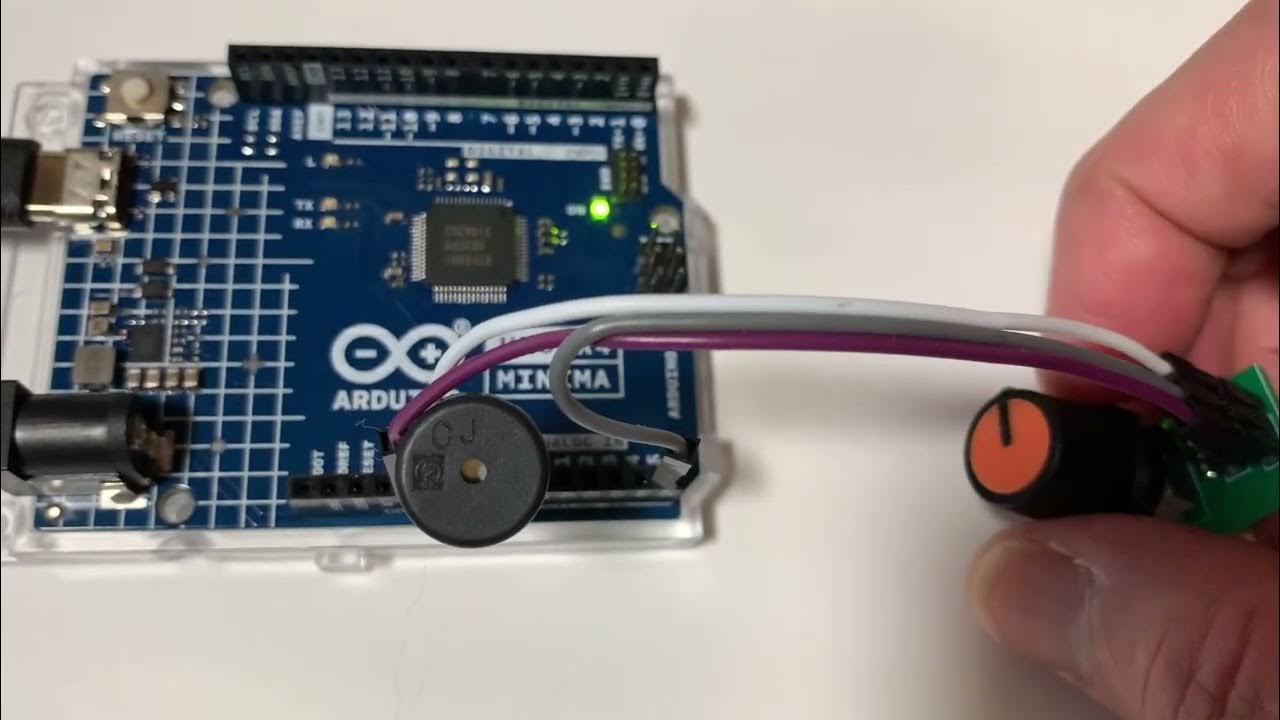 Arduino UNO R4 DAC - YouTube