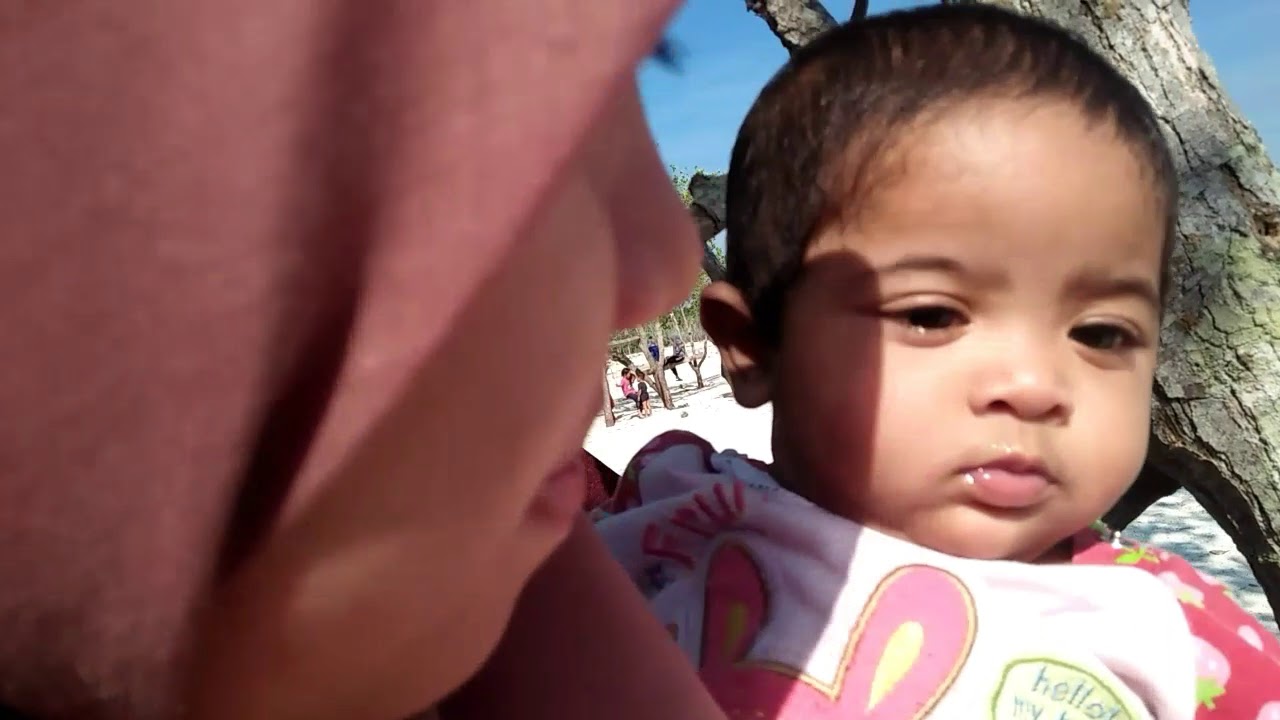 PANTAI RAJA SEHARI PERPAT melayankan adik-adik - YouTube