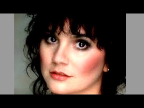 Linda Ronstadt 🔥 Bikini Photo Is A Feast For Eyeballs! Take a look