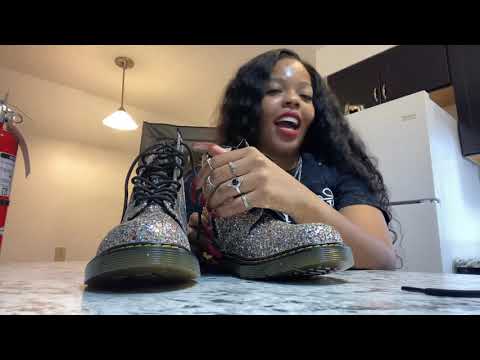 Docs & Clothes - YouTube
