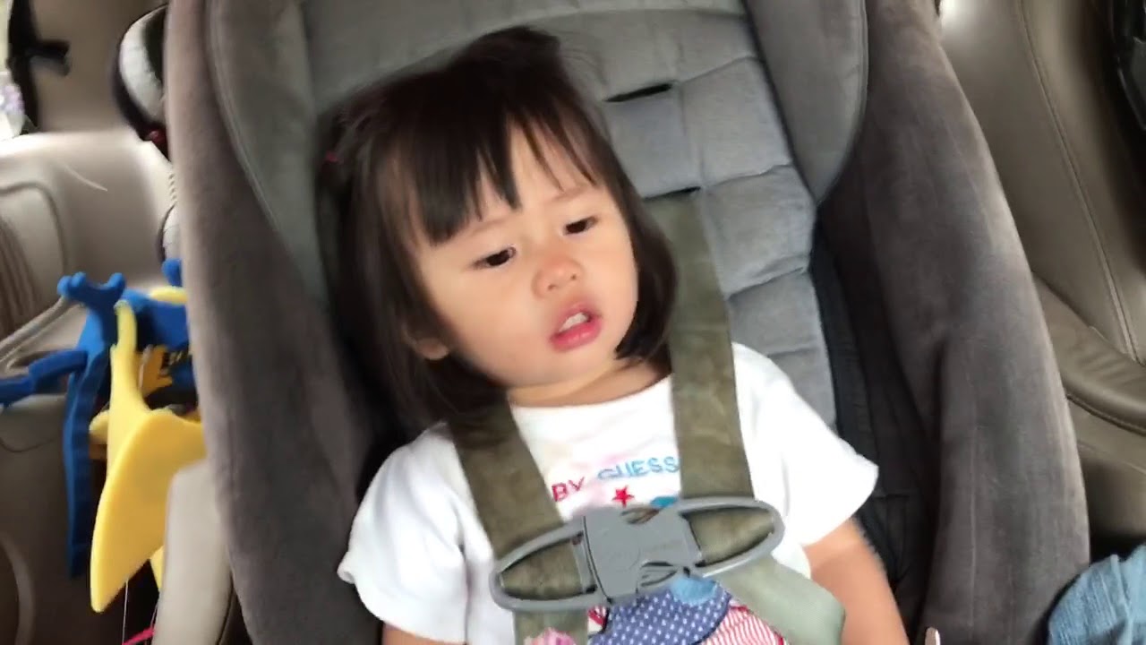 Hannah sings ABC - YouTube