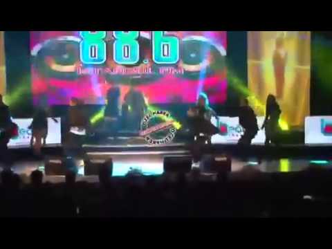 Demet akalın gökhan özen nefsi müdafa