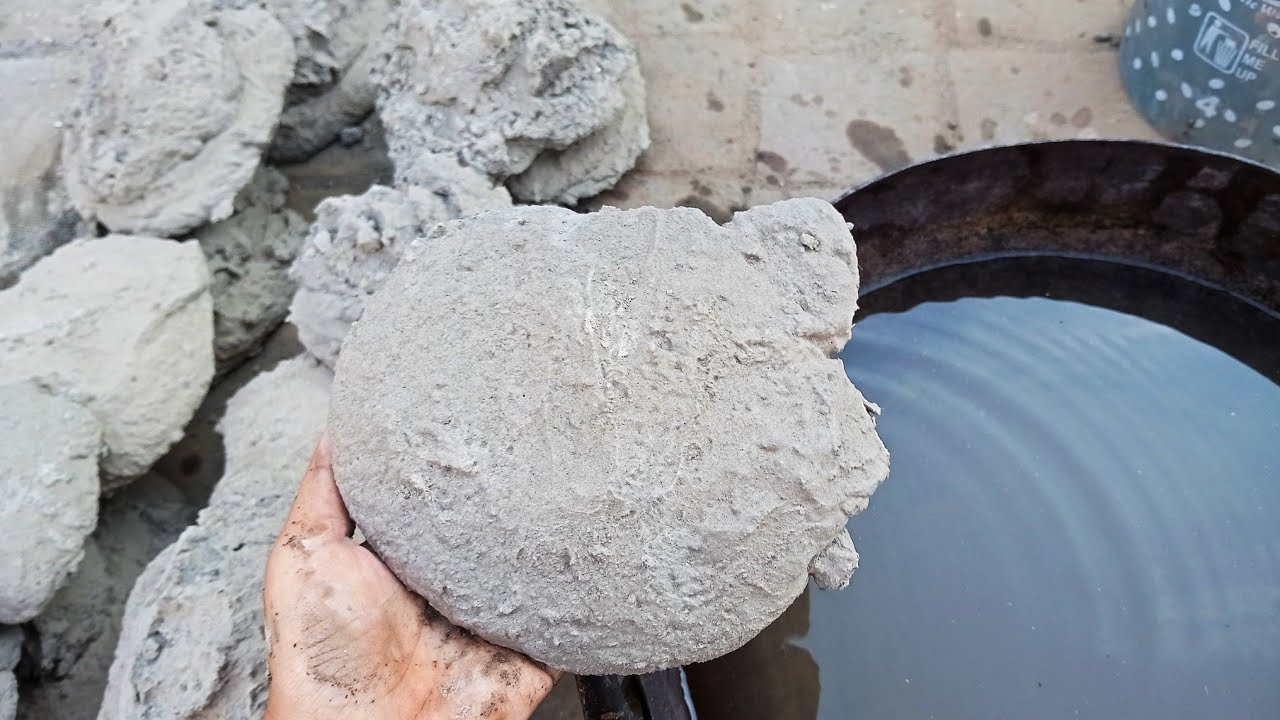 New video of pure mud dirt chunks and slabs crumbling in water 🌊💦 - YouTube