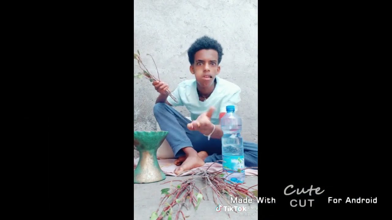 HARAMAYA +CHAT ASGERAMI VIDEO YIMELEKETU@@Adiss temariyoch rasachihun ...