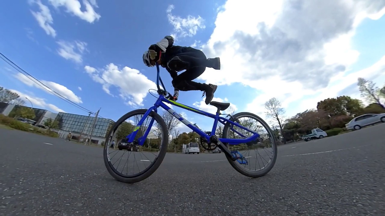 BMXマニュアル練習2 20200411【bmx training】manual by insta360oneR - YouTube
