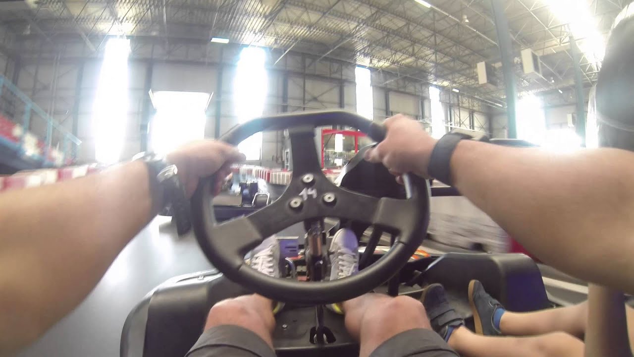 Karting la dublu - YouTube