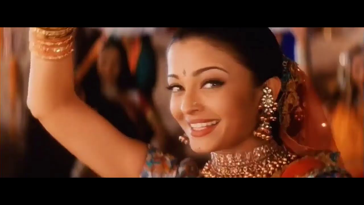 Dholi Taro Dhol Baje Hum Dil De Chuke Sanam - YouTube Music