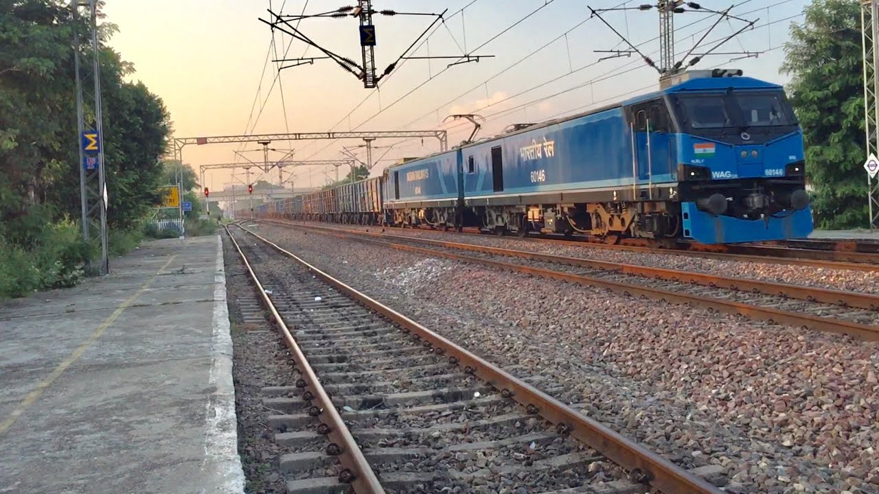 Wag-12 Freight Train At Full Speed - YouTube