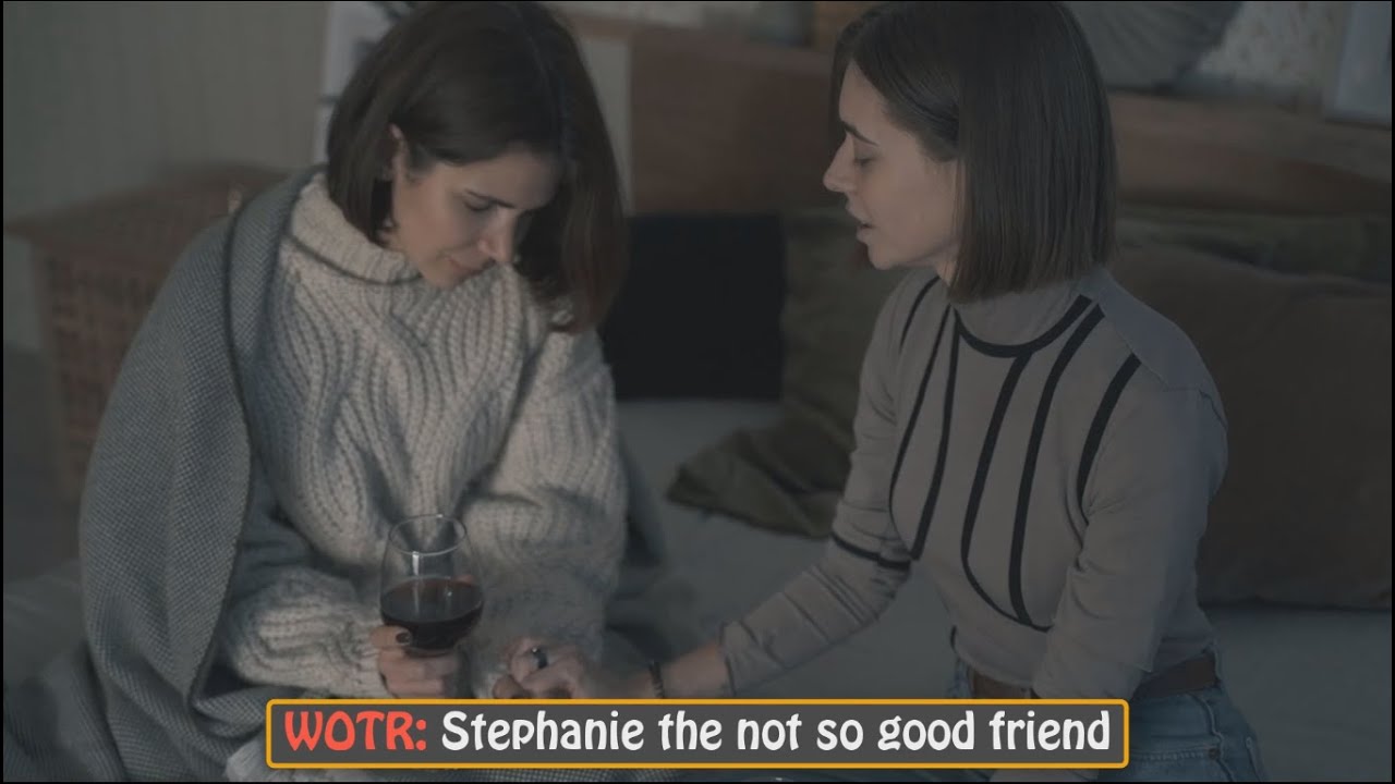 War of the Roses: Stephanie the not so good friend - YouTube