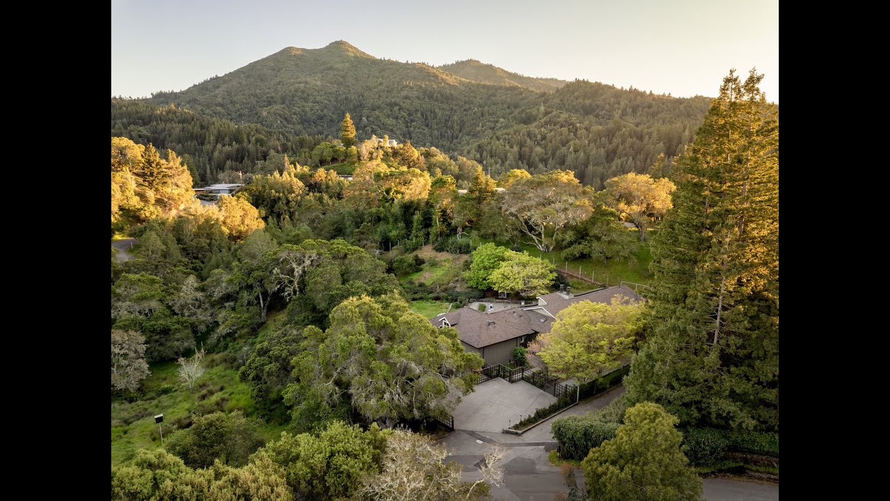 603 Goodhill Road, Kent Woodlands Presented by the Carey Hagglund Condy ...