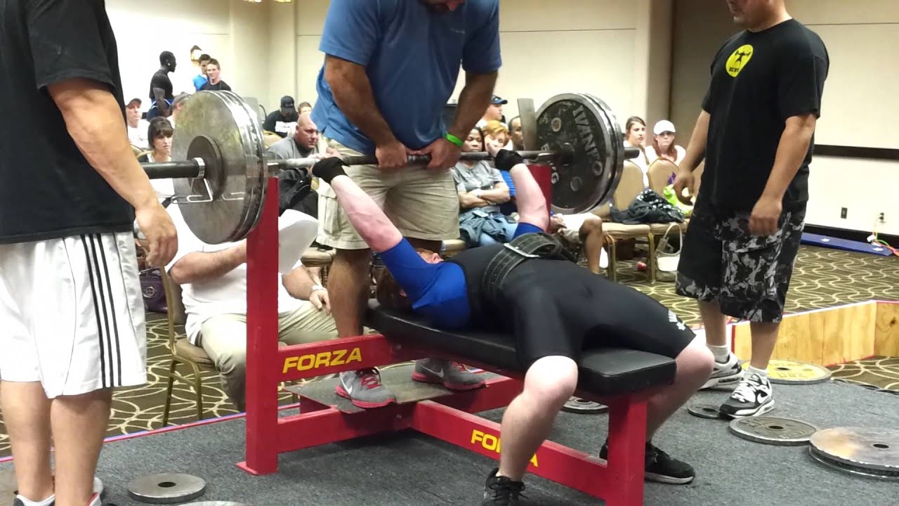 Blake Lehew 363 lb Bench Press - YouTube
