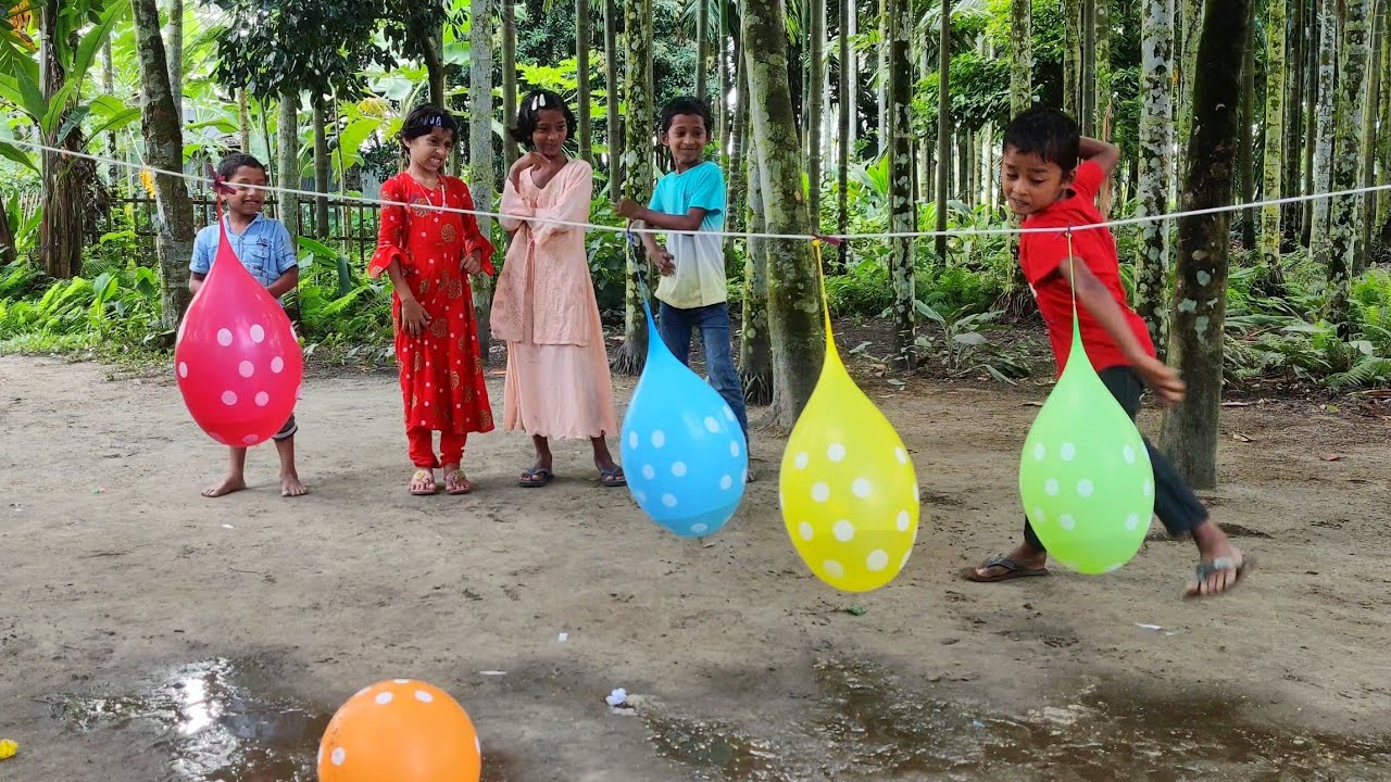 Punch & Pop Water Balloon Challenge For Kids | Play & Learn Colors With ...