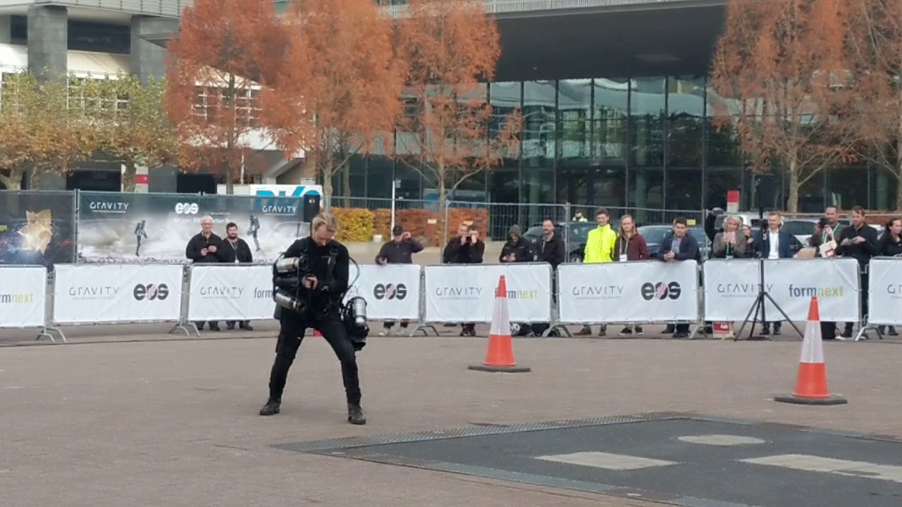 Gravity JetPack Single Engine Test - long - YouTube