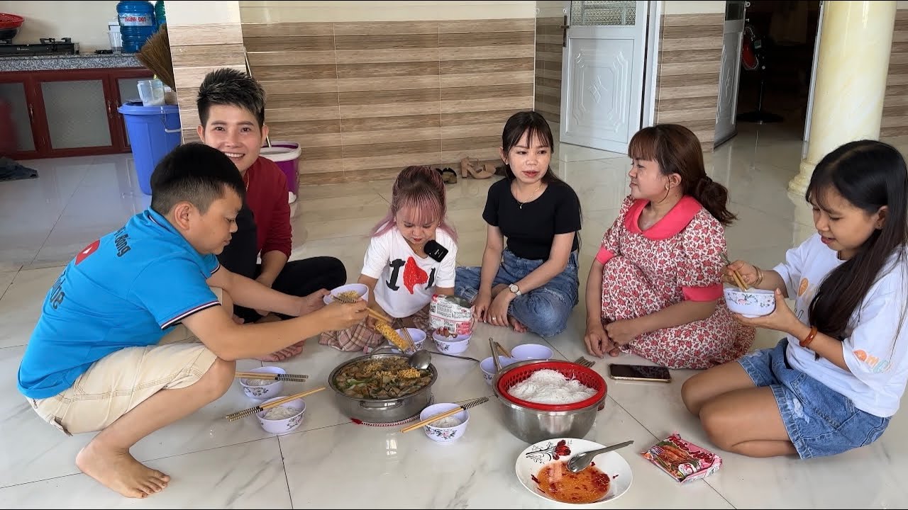 Hậu Trường Sau Sinh Nhật Ut Mini. Cô Chủ Nhỏ Quyết Định Ở Lại Với Ut và ...