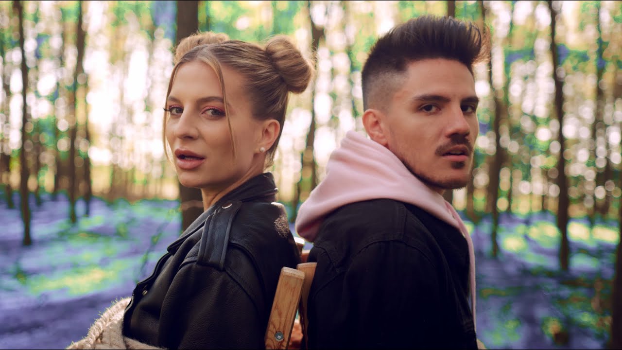 Paul Iorga X Ana Baniciu - Prieteni | Official Video - YouTube