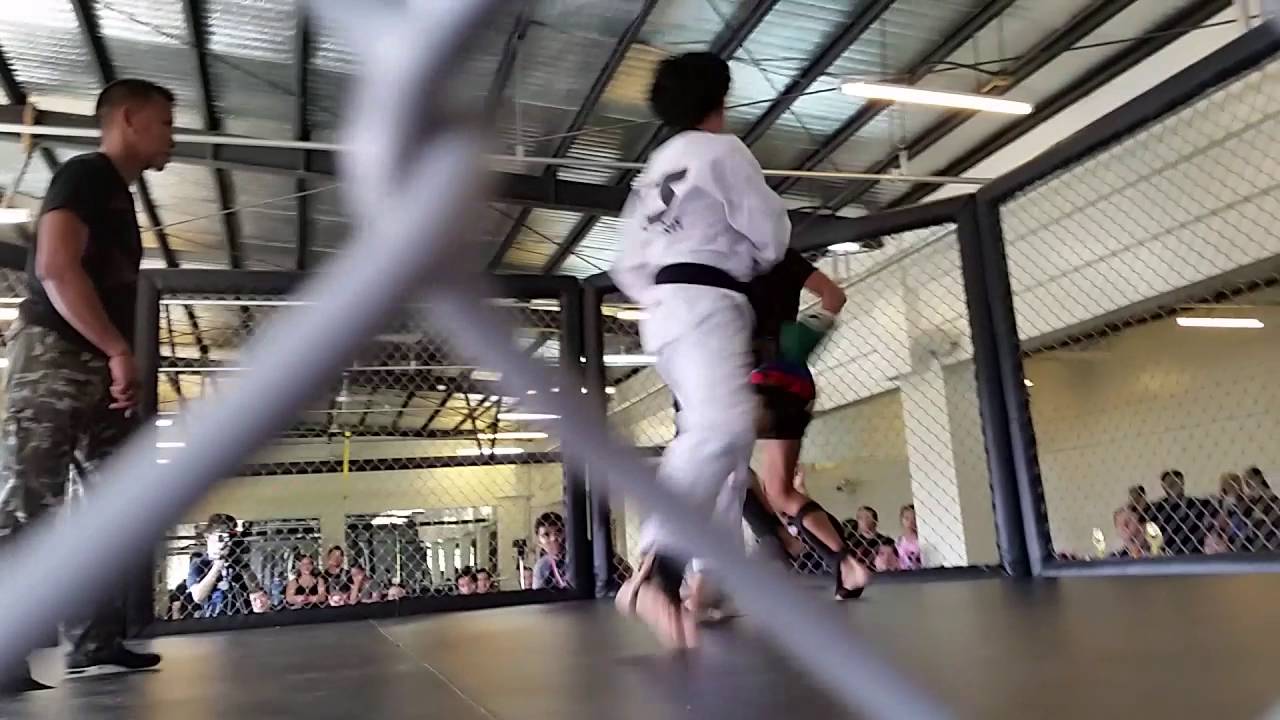 WKF Fight Club 2016 Kickboxing Match Steve vs Charles at Hybrid Manila ...