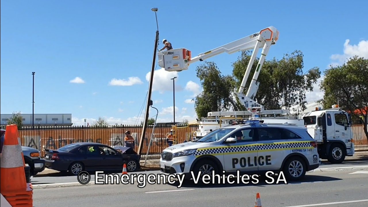 SA Police, SA Ambulance, and SA Metropolitan Fire Service attending 4 ...