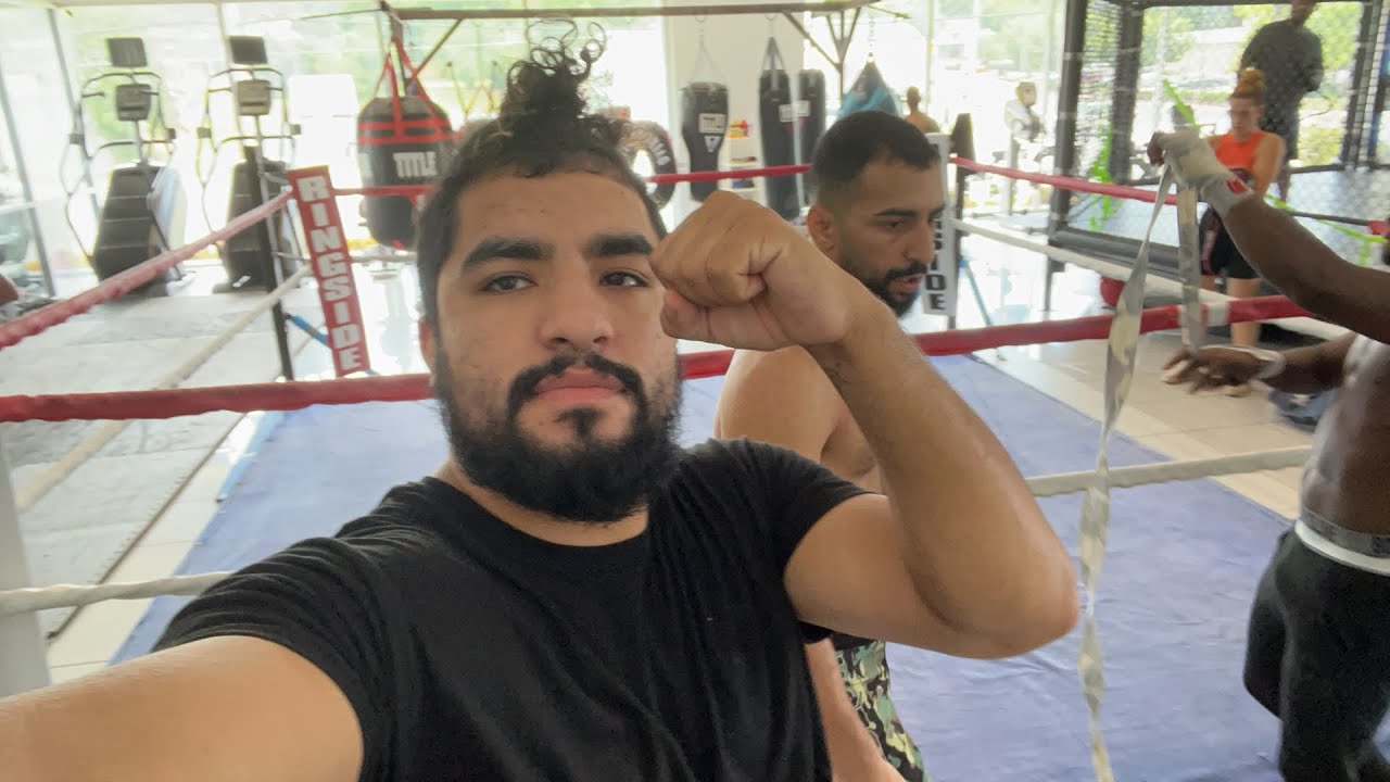 LIVE BOXING 🥊 - YouTube