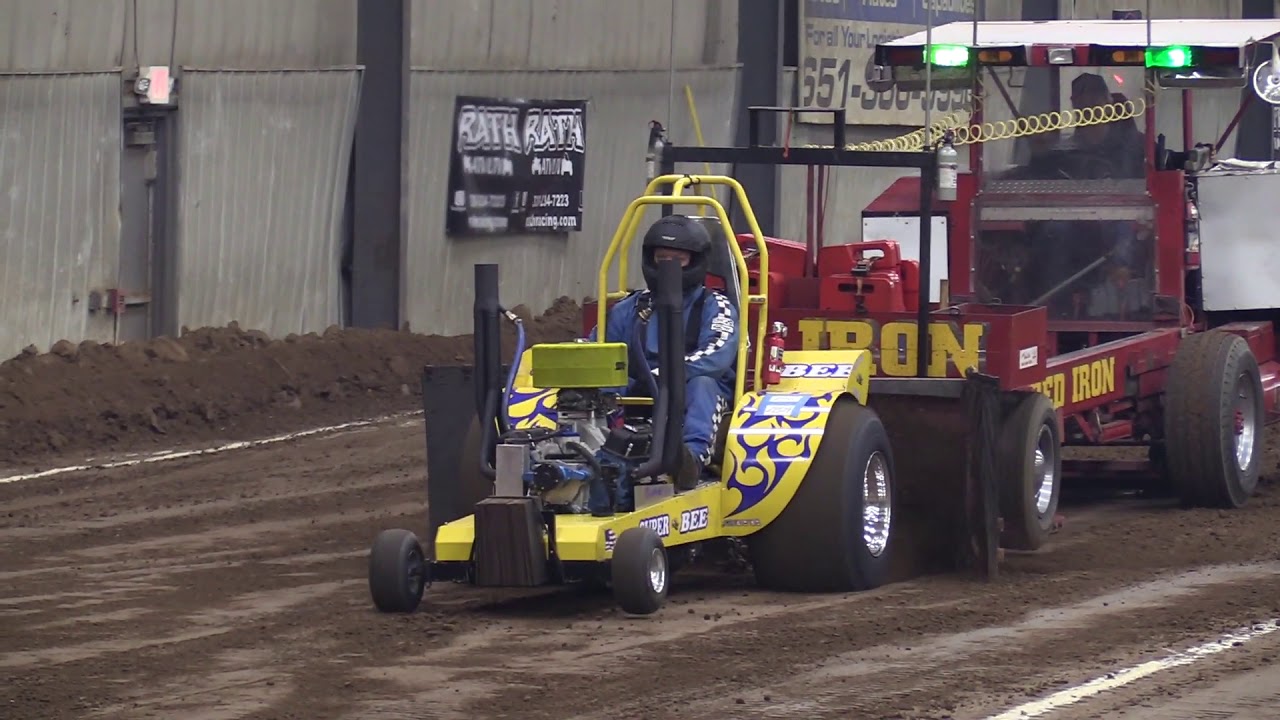 1900 Mini Pulling at Midwest Spring Super Pull - April 6th, 2019 - YouTube