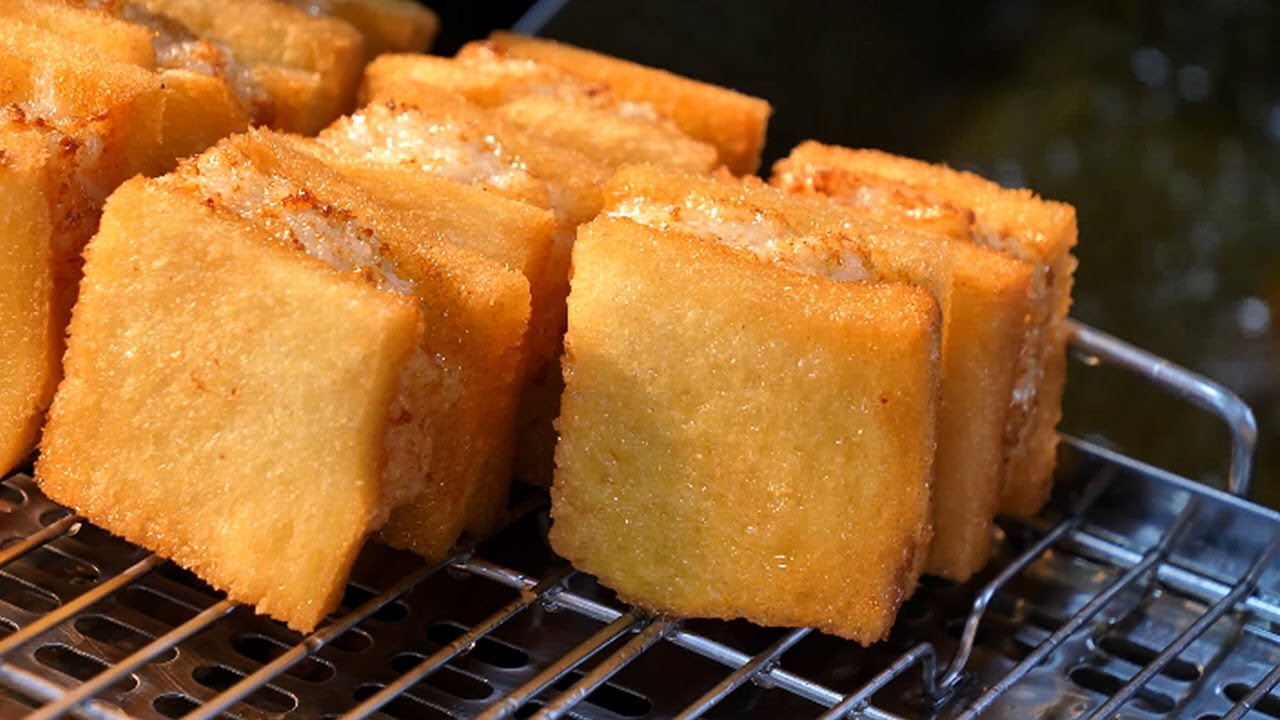 고속도로 휴게소 신메뉴 멘보샤 / fried shrimp toast - Menbosha / korean street food ...