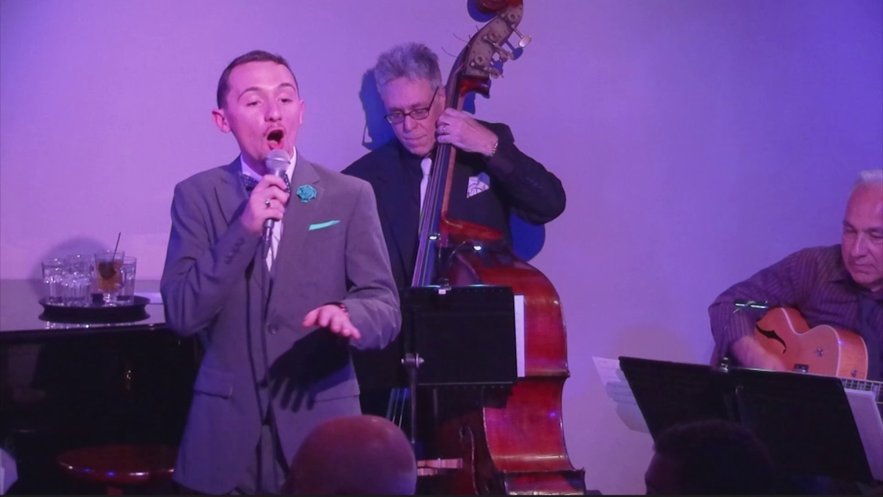 Charlie Romo sings "Sinatra" - YouTube