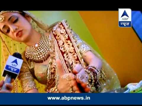 Sanaya Irani makes Thandai for Holi