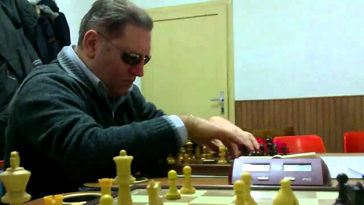 Chess TIME LAPSE - Blind chess player - VII TROFEO AVANZI 2012 - STOP ...