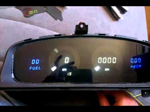 Preview of Digital Dash R33 Skyline - YouTube