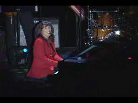 Manon Robert - La Vie En Rose - YouTube