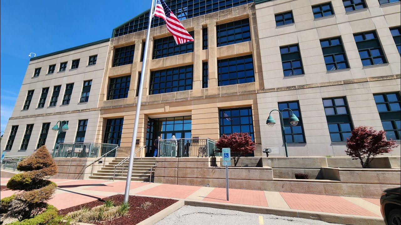 After federal judge hears challenge to IL's gun ban, plaintiffs ...