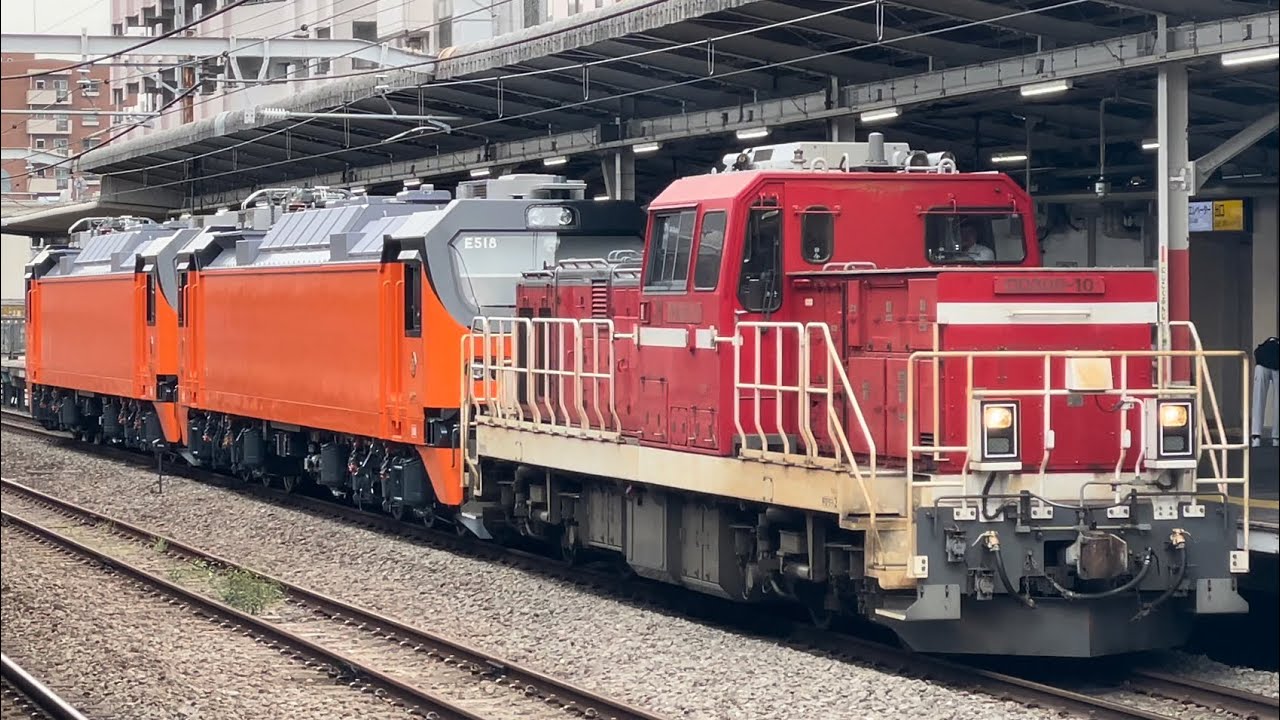 【4K高画質】【台湾鉄道E500形第17＋18号機 東芝府中工場出場甲種輸送】JR貨物DD200-10＋臺灣鐵路管理局E500型E518号機＋E517号機通過！（9795レ・甲5）2024.9 ...