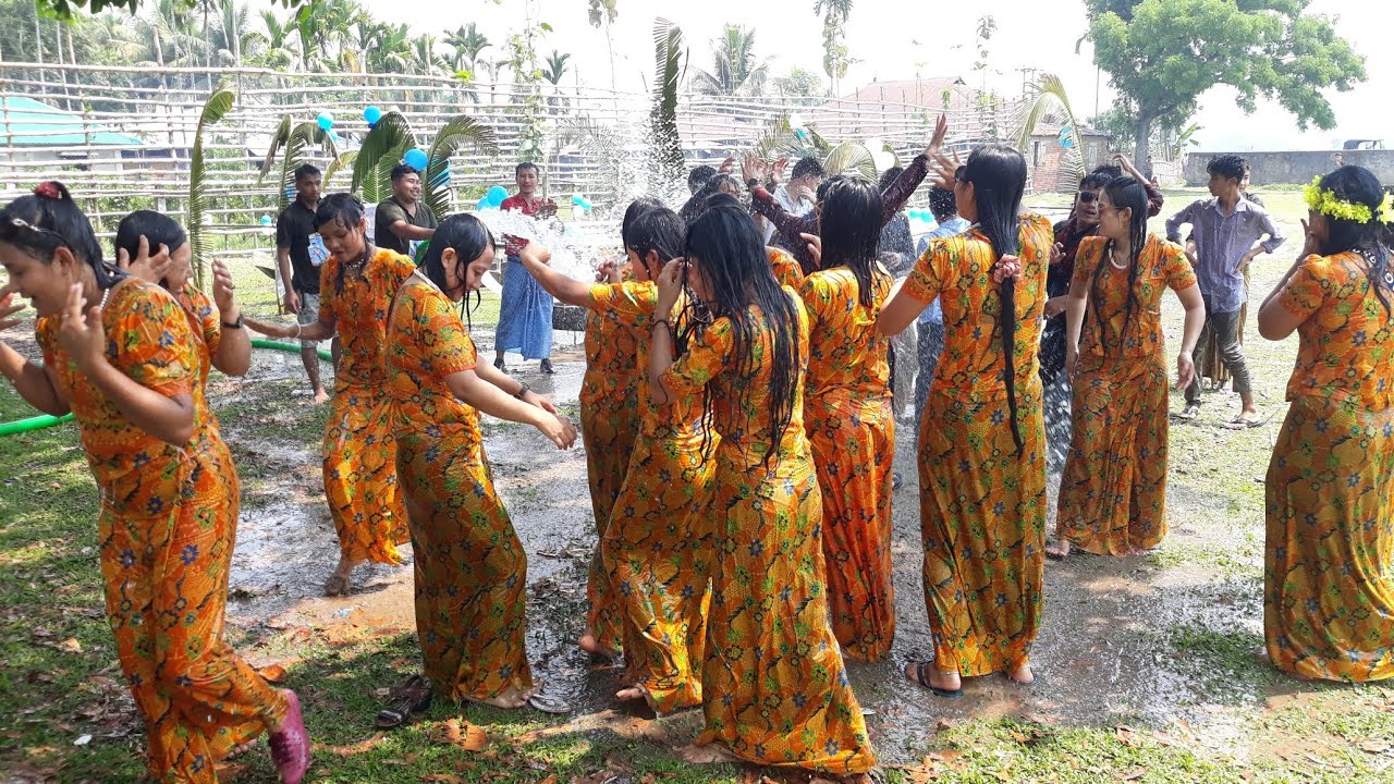Marma girl dance| Marma Indigenous | Bizu Festival in CHT | মারমা ...