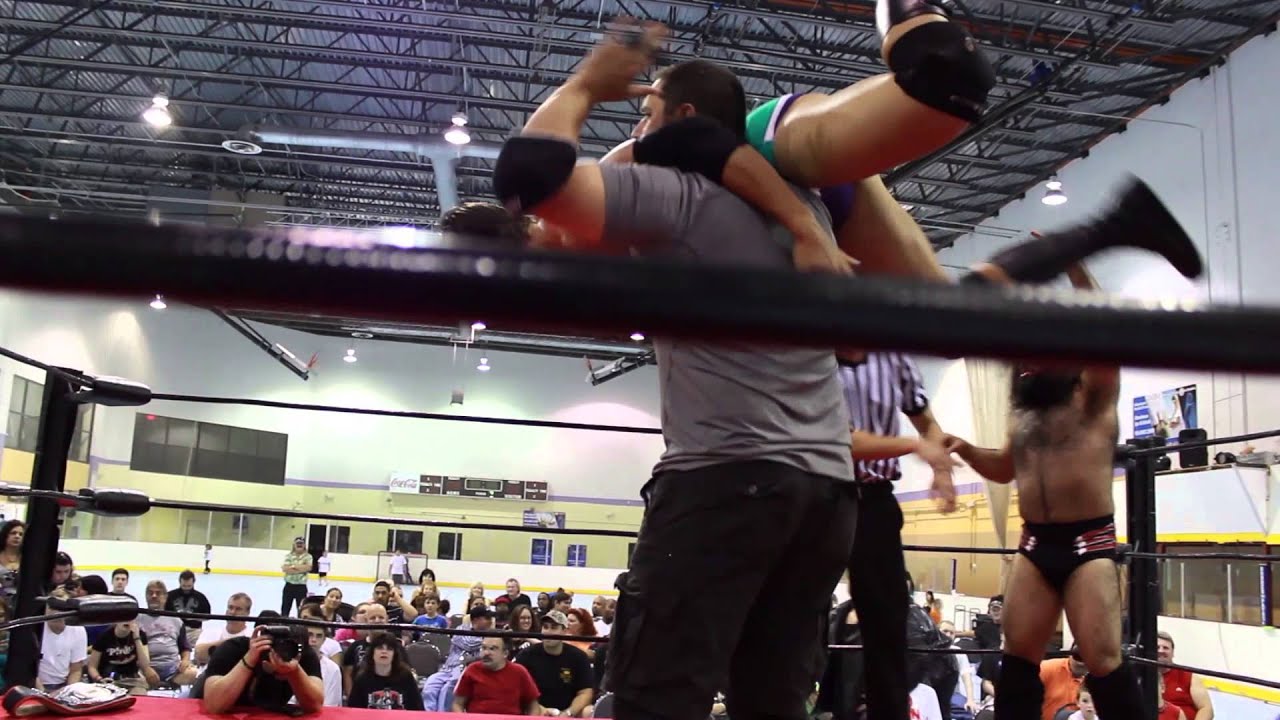 Anthony Michaels & Beast vs. Michael Sain & Alex Chamberlain - YouTube