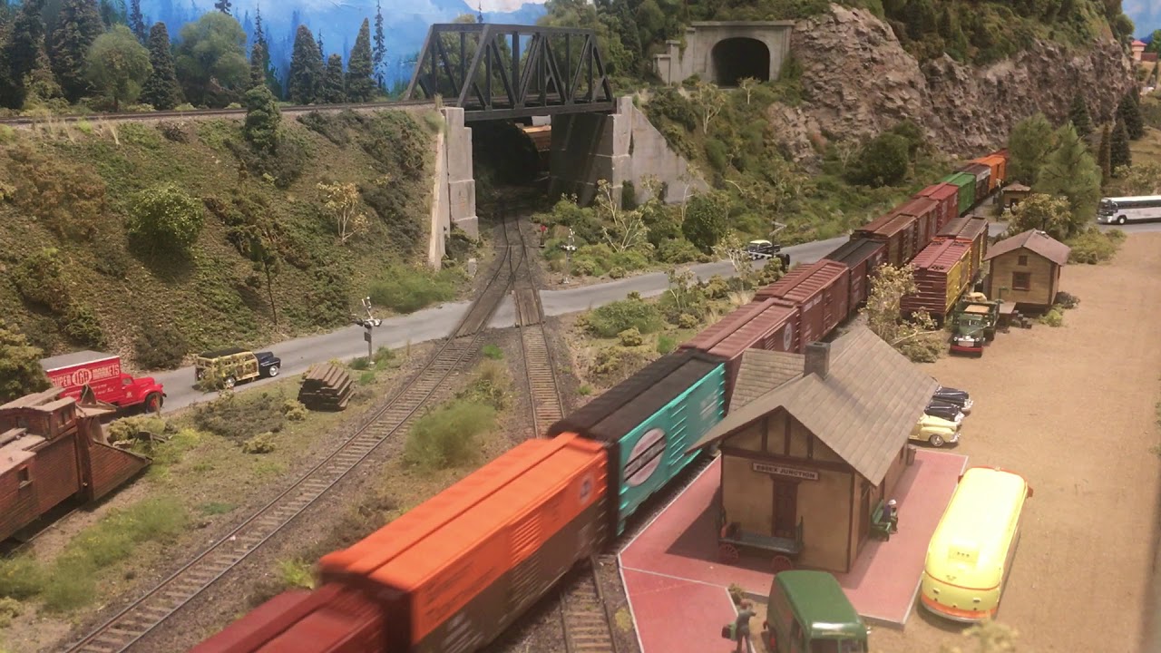 South Shore Model Railroad club Union Pacific HO scale train action ...