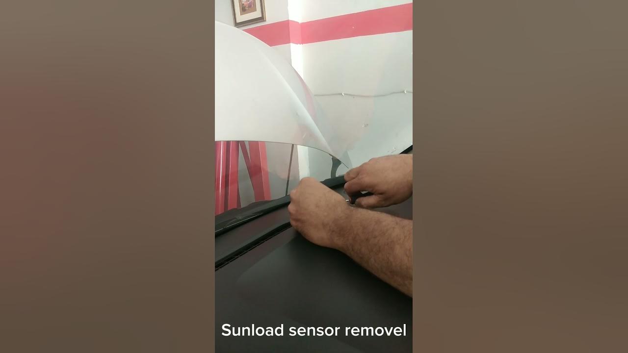 B1504 sunload sensor and/or it's circuit malfunction - YouTube