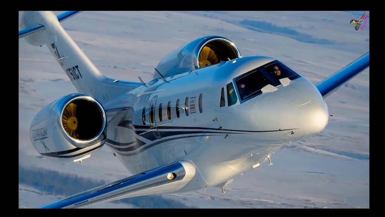 Most Expensive And Luxurious Private Jet Of Football Players - YouTube