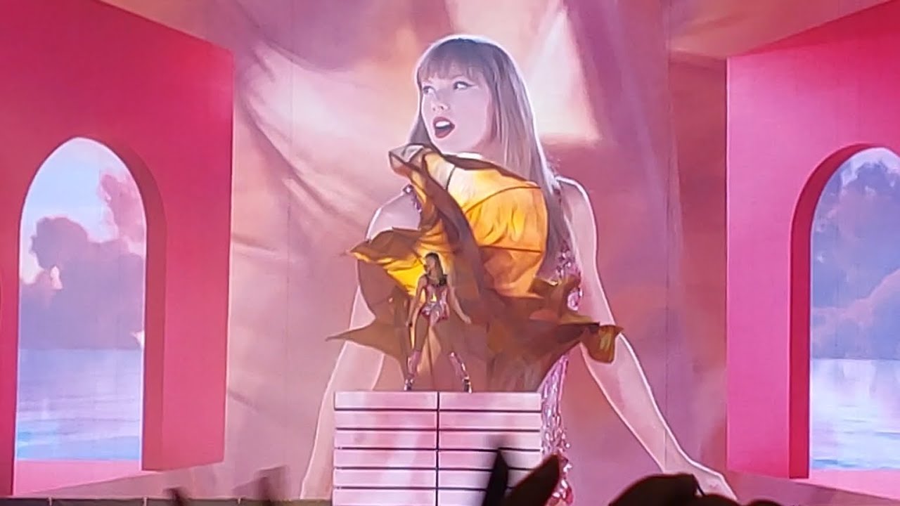 Taylor Swift Opening Eras Tour 1st Night at Gelsenkirchen N1 | Intro ...