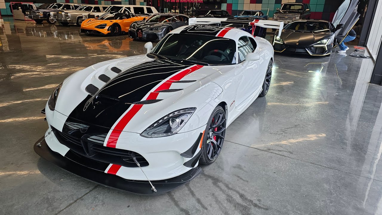2016 Viper ACR-E at Chicago Motor Cars - YouTube