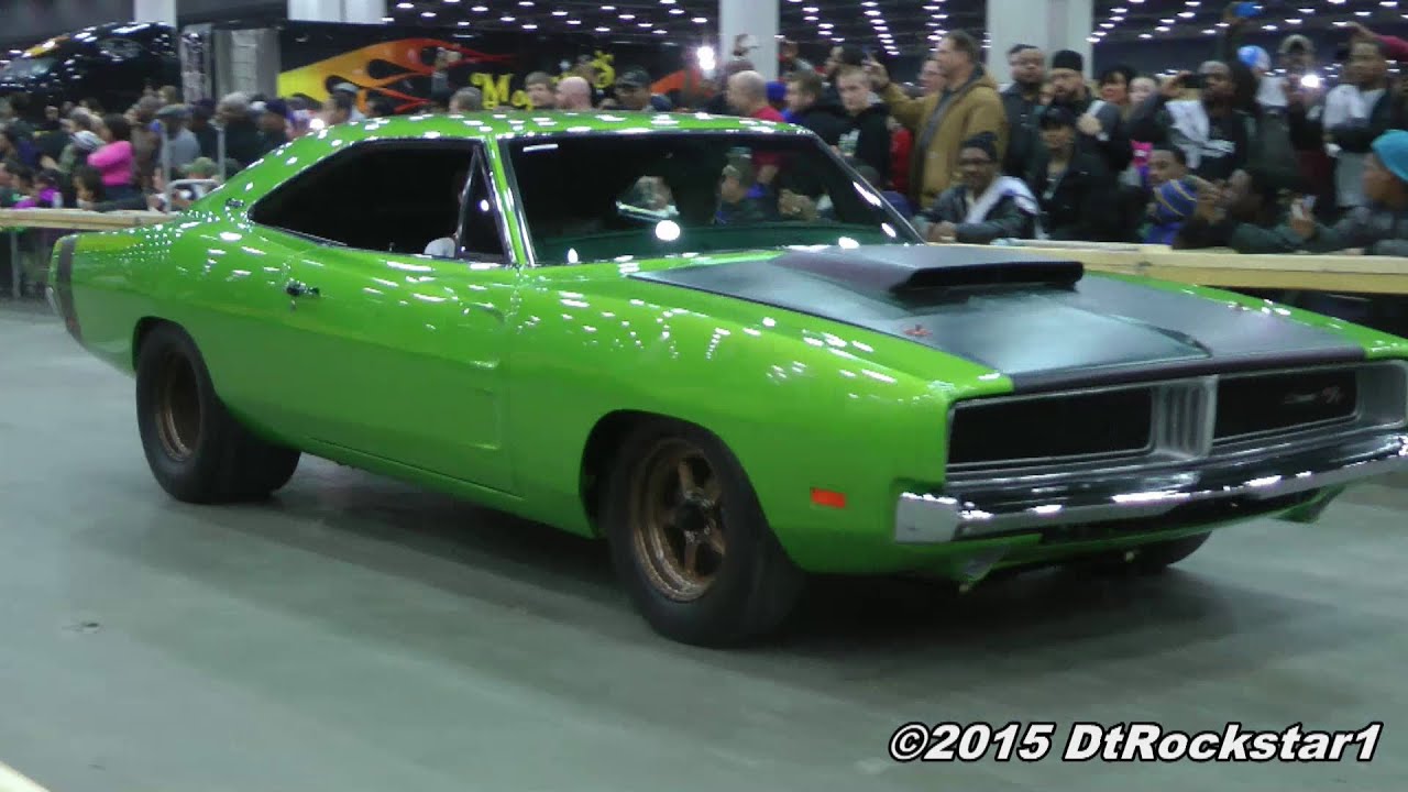 Incredible Parade of Muscle Cars! Part 1 - YouTube