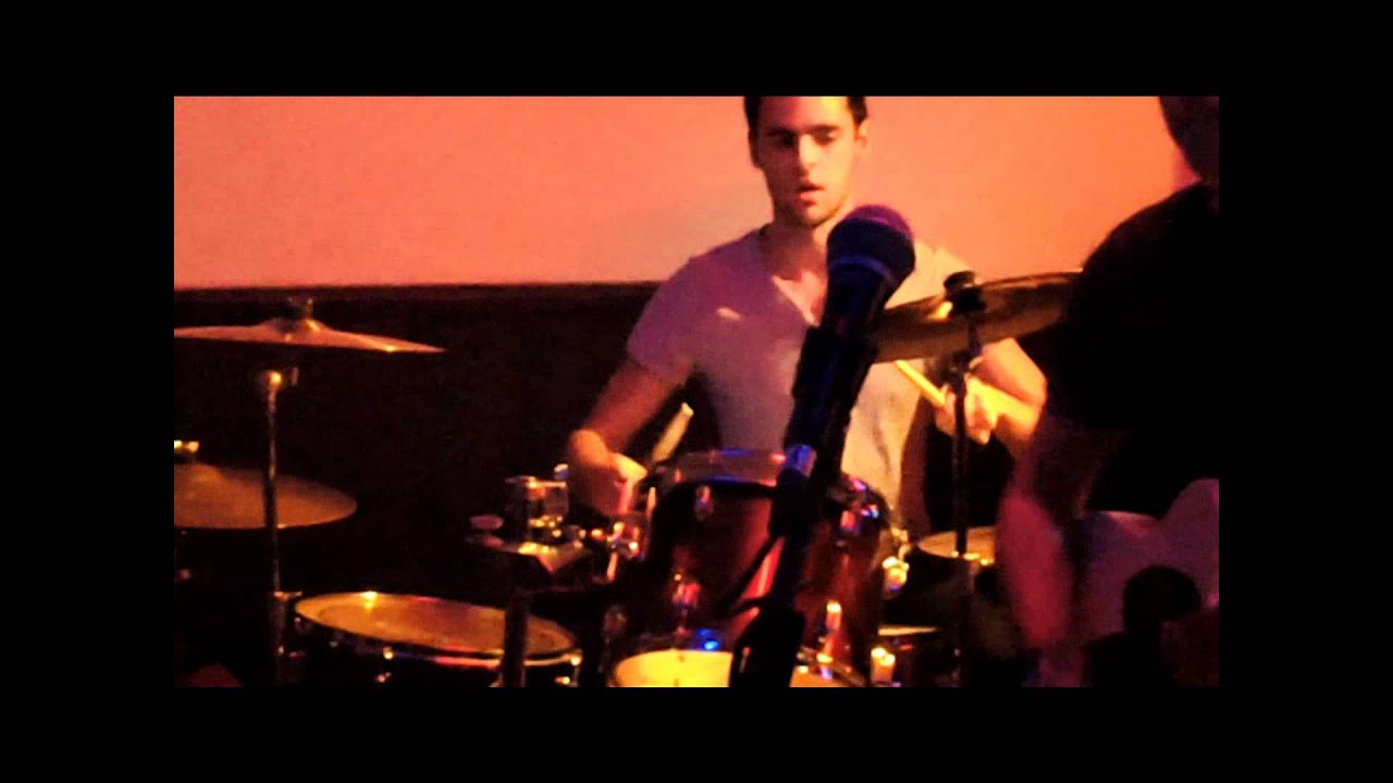 Darren Daz-la Jones at GoBowling for LIVE Music - YouTube
