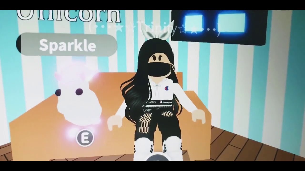 Roblox Building Challenge with my Siblings || Adopt Me - YouTube