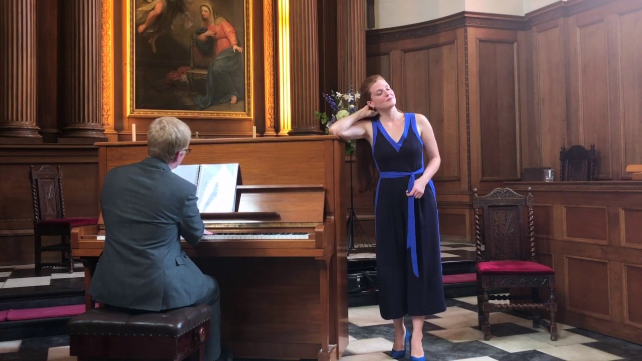 Wallis Giunta - Extase (Duparc) - YouTube