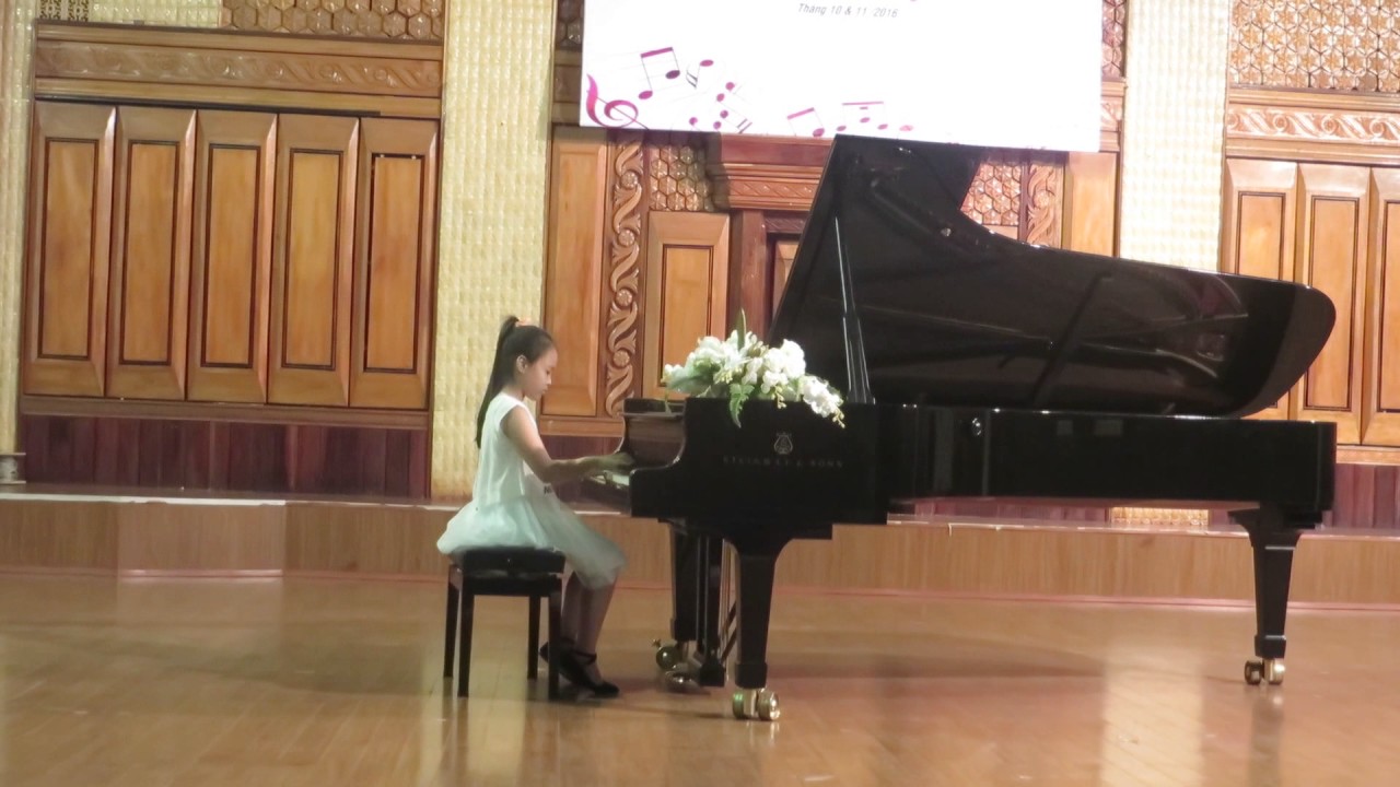 Rondo CLEMENTI piano - YouTube