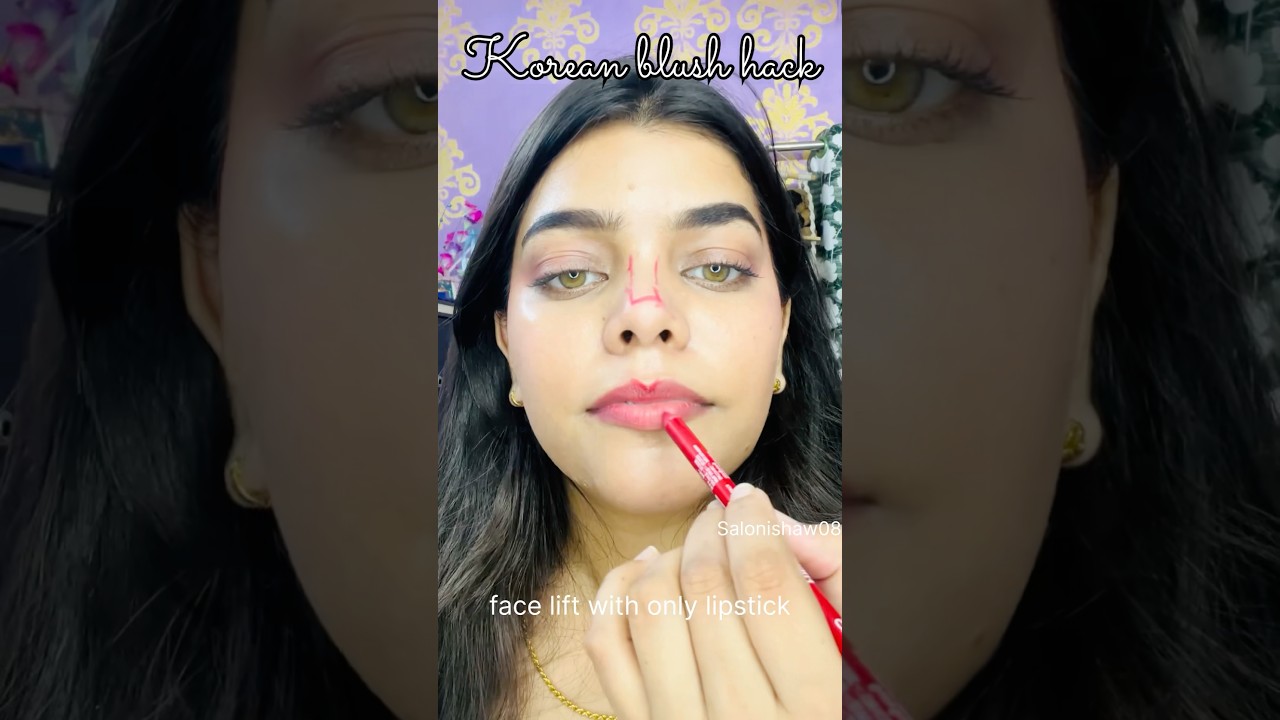 What Face lifting lipstick hack 😳♥️ #makeup #blushhacks#makeuphack # ...