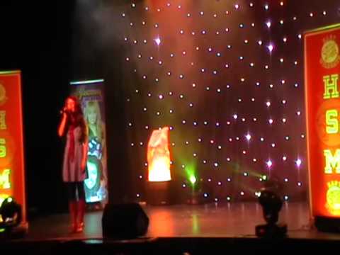 Rebecca Lomas showreel - YouTube