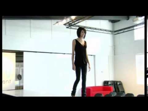Runway Modeling Tips: Full turns - YouTube