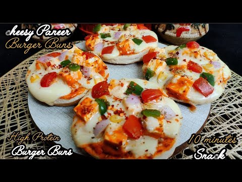 Cheesy Paneer Burger Buns| cheesy Paneer Buns| Quick and Easy Snack ...