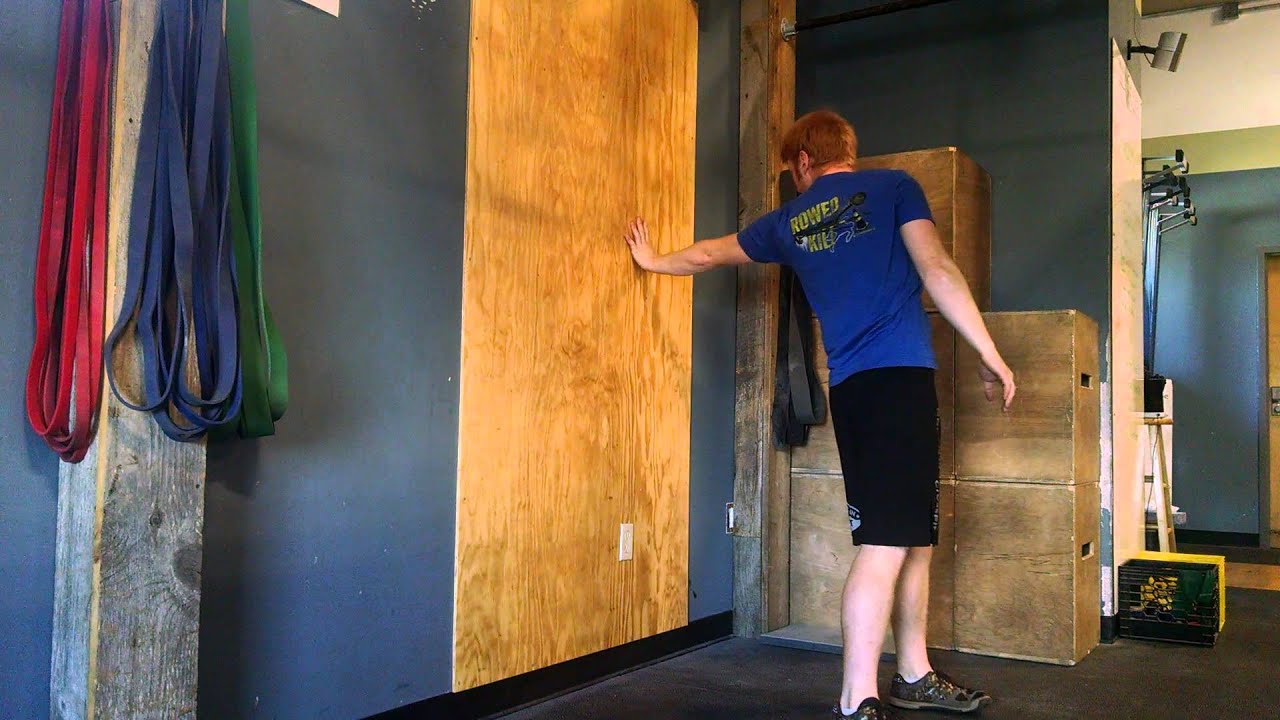 Rotation into bridge using wall - YouTube