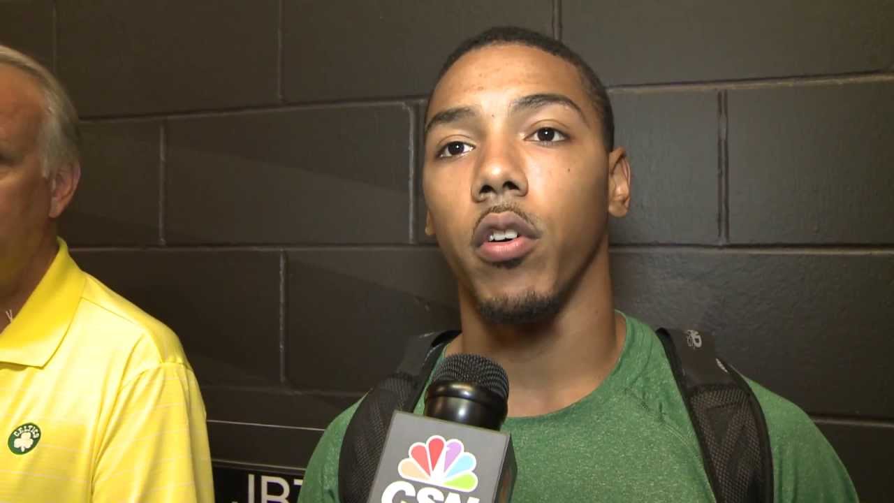 Phil Pressey signs with Boston Celtics - YouTube