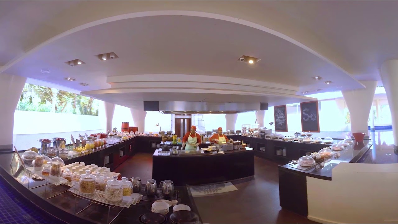 Breakfast at Le Flamboyant Restaurant SO Sofitel Mauritius. (Video ...